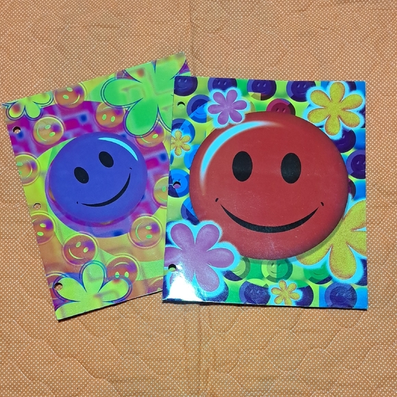 Raymond Geddes | Other | 999 Smiley Folders | Poshmark